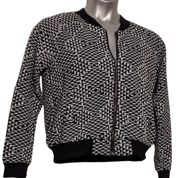 Iris Basic | Jackets & Coats | Iris Los Angeles Black White Long Sleeve Full Zip Bomber Jacket ...